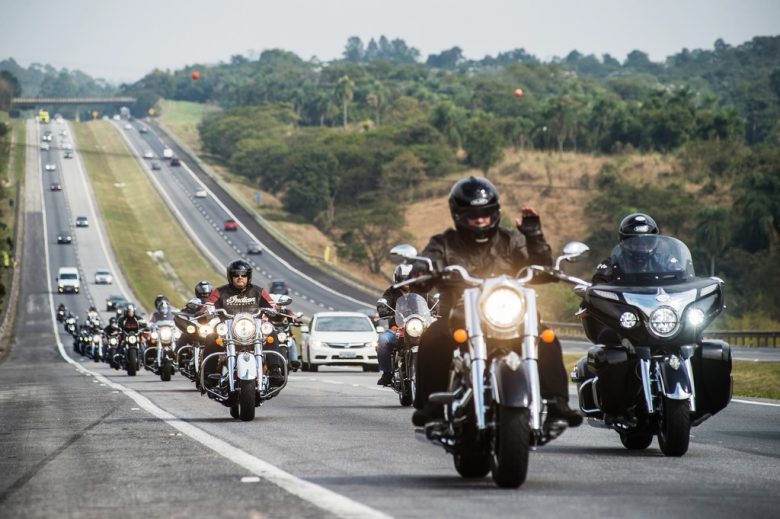Things to Keep in Mind During a Group Riding | Ryderplanet
