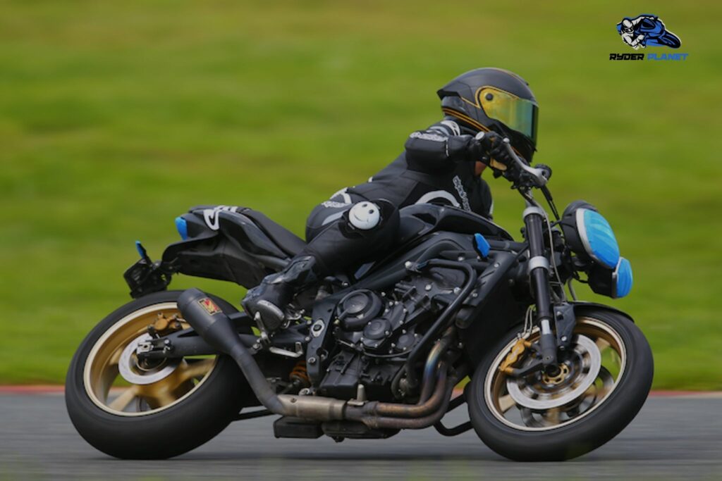 How to Be a Better, Faster, and Safer Motorcycle Rider? | RyderPlannet