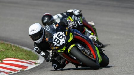 A Beginner’s Guide to Motorcycle Track Days | RyderPlanet