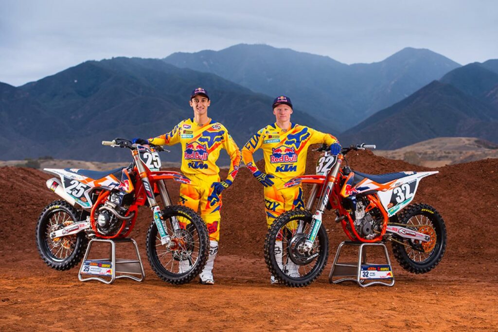 Fox Racing Dual-Sport Riding Pants for Off-Road Adventures